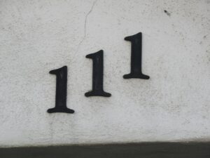 01:11 Significado nas Horas Triplas: Amor, Dinheiro e Atração